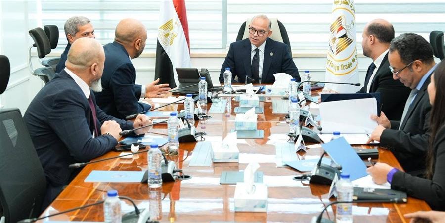 Arab Finance - Egypt signs 3 logistics agreements at DP World Sokhna ...