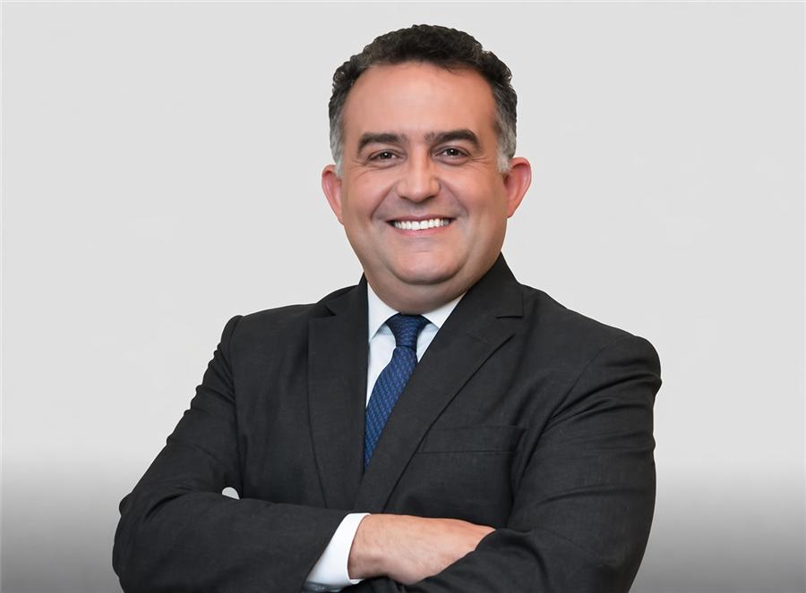 Arab Finance - Madbouly appoints Omar Radwan as EGX Chairman for 1 year